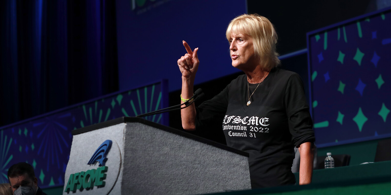 Recognizing outstanding PEOPLE contributors and Philly Fun Run winners ...